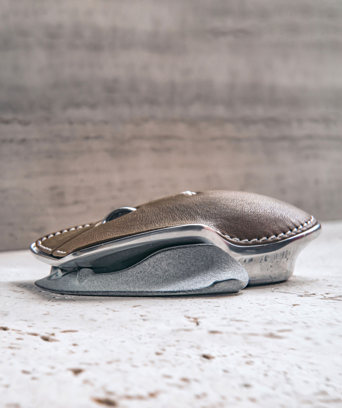 让你用一生Leather Mouse Designed To Last A Lifetime | 新版｜SINGAPORE - 《品 PIN ...