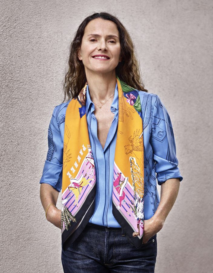 丝巾百花齐放The Hermes Silk Designer: Cecile Pesce | 新版｜SINGAPORE - 《品 PIN ...