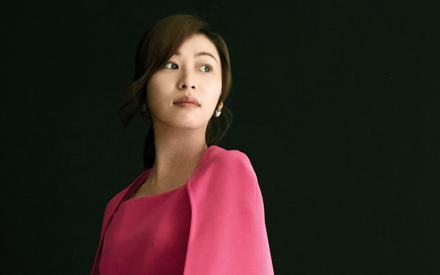 让花很多时间上网值得Stella Guan: Making Your Online Time Worthwhile | 新版｜SINGAPORE - 《品 PIN Prestige》