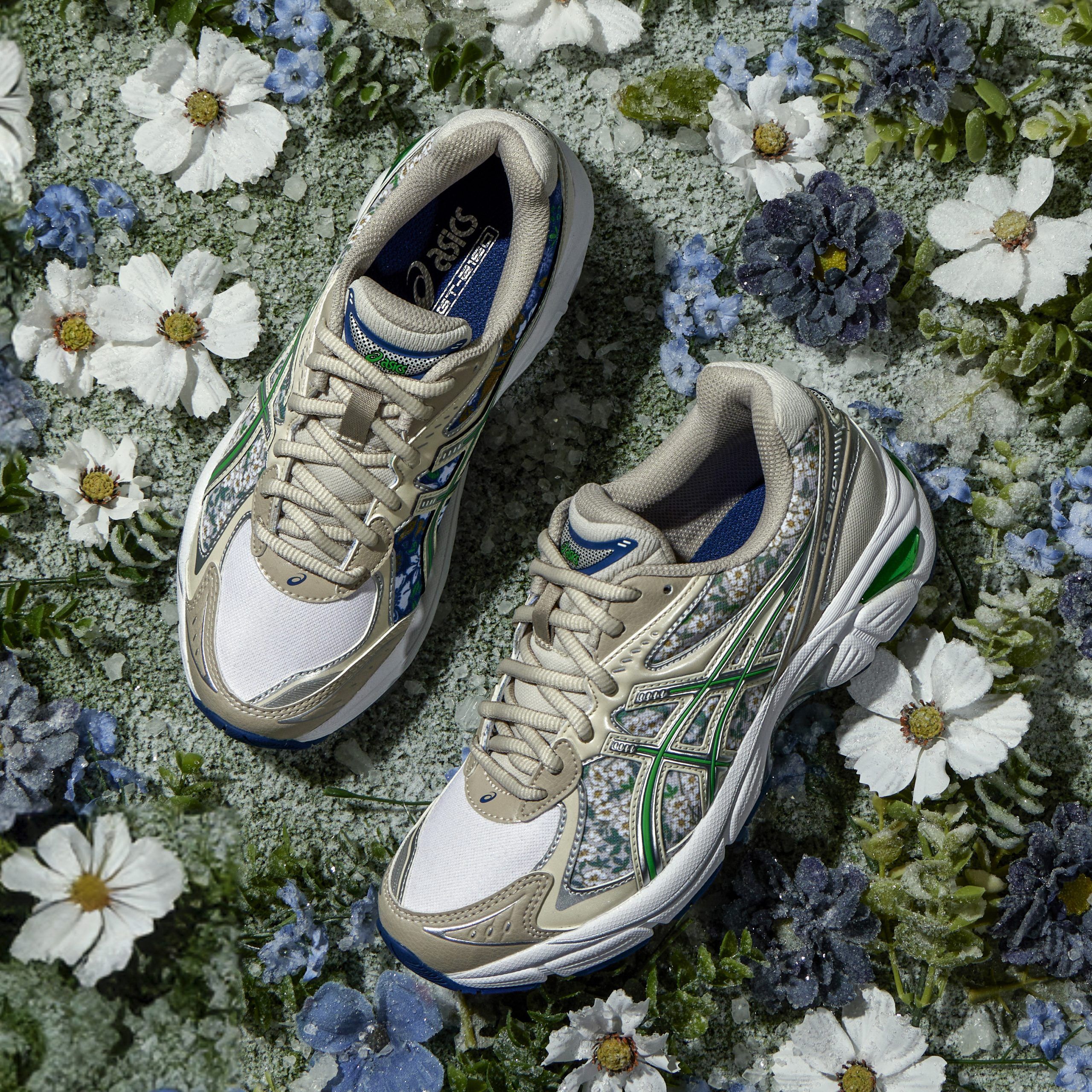 ASICS冬恋花园限定系列Heritage Asics Styles Reimagined With Floral Features | 新版 ...