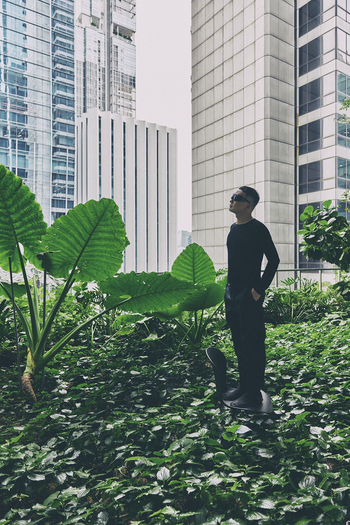 艺术带来的深入思考Zong Han Is Deeply Immersed In The World Of Art | 新版｜SINGAPORE ...