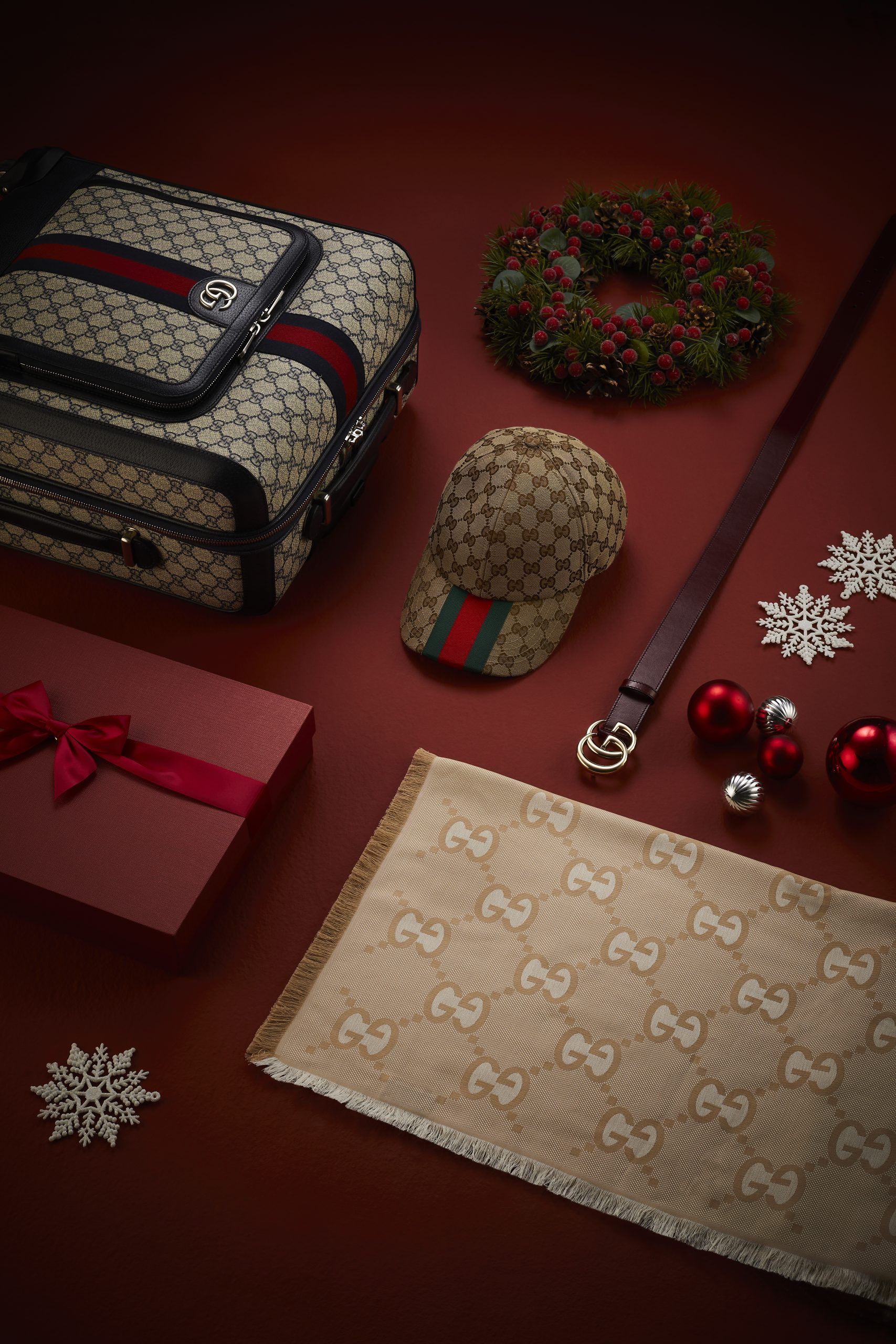 安可拉红闪耀圣诞Gucci Holiday Collection: Ancora Red Lights Up The Season | 新版 ...