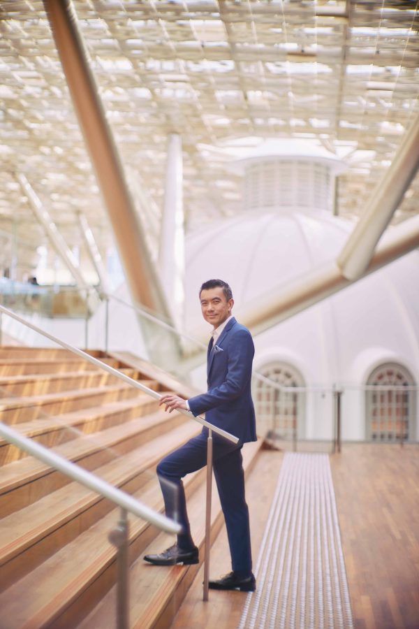 陈维德：让艺术走进每个人的生活Eugene Tan: Bringing Art Into Everyone’s Life | 新版｜SINGAPORE - 《品 PIN Prestige》