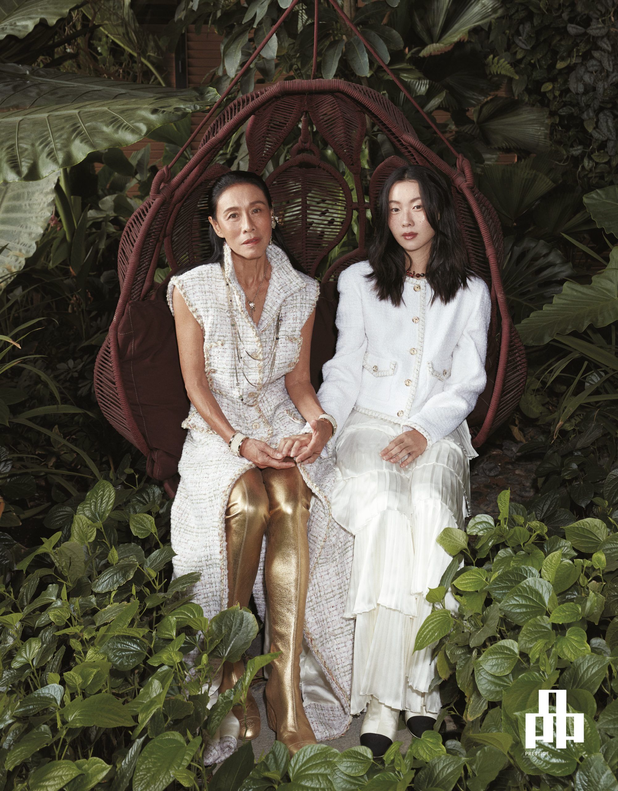 称她为知己：陈琼华与林诗安的跨世代默契Mother, Muse, and Confidante: Tan Kheng Hua and Lim ...
