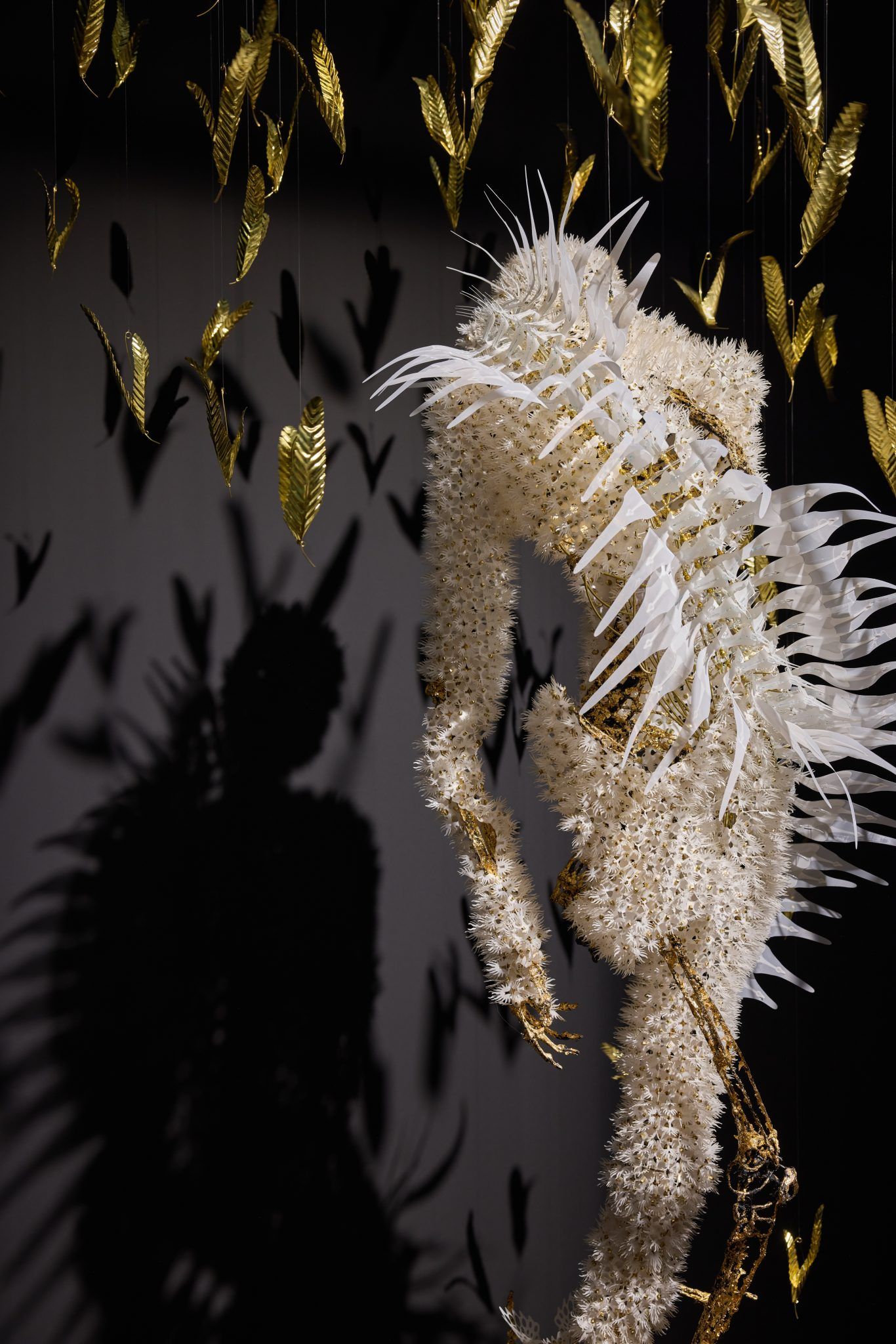 专访Iris van Herpen：在科技与艺术之间，雕塑“未来时尚”Iris van Herpen: Sculpting the ...