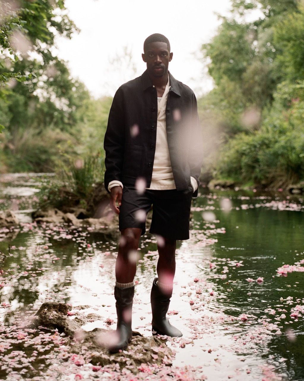 球场上的资深香氛藏家：Ousmane Dembélé与Henry Jacques宣布携手合作Quiet Credibility ...